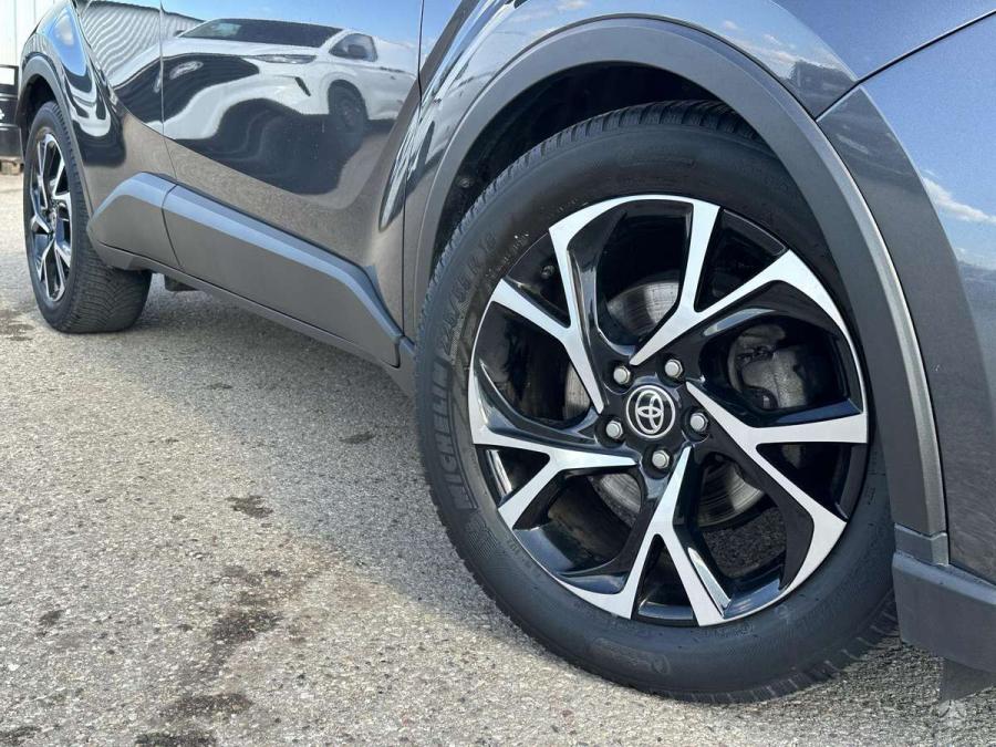 Тойота C-HR 2021 в Каунас, объемом двигателя 1.80 л и пробегом 58 тыс. км за 22471 €, фото 33 на AUTOMOTO.COM.LV