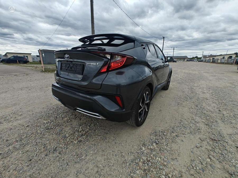 Тойота C-HR 2021 в Вильнюс, объемом двигателя 1.99 л и пробегом 200 тыс. км за 16900 €, фото 11 на AUTOMOTO.COM.LV