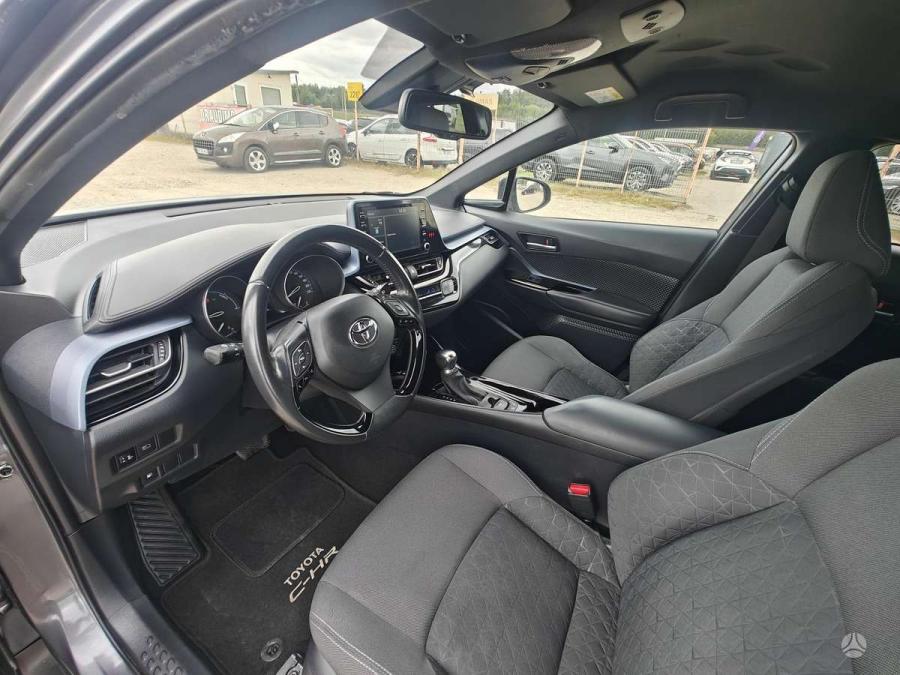 Тойота C-HR 2021 в Вильнюс, объемом двигателя 1.99 л и пробегом 200 тыс. км за 16900 €, фото 14 на AUTOMOTO.COM.LV