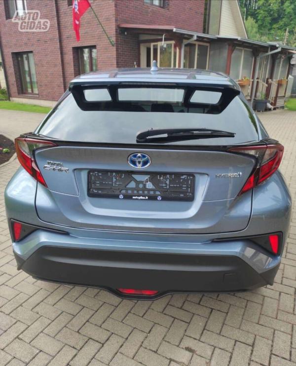 Toyota C-HR 2021 in Kaunas, with an engine capacity of 1.80 L and mileage of 157 thousand km for 17950 €, photo 5 on AUTOMOTO.COM.LV