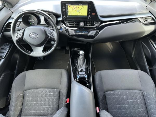 Toyota C-HR 2021 Viļņa, ar dzinēja tilpumu 1.80 L un nobraukumu 179 tūkst. km par 18950 €, foto 4 vietnē AUTOMOTO.COM.LV