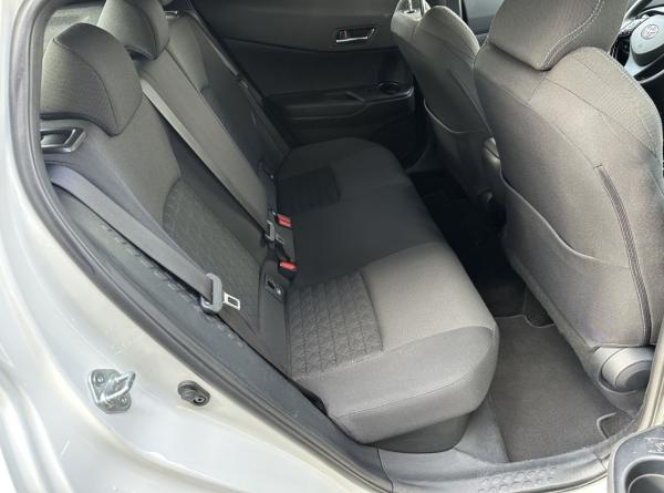 Toyota C-HR 2021 Viļņa, ar dzinēja tilpumu 1.80 L un nobraukumu 179 tūkst. km par 18950 €, foto 6 vietnē AUTOMOTO.COM.LV