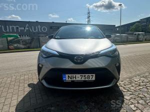 Toyota C-HR 2022 Rīga, ar dzinēja tilpumu 1.80 L un nobraukumu 51 tūkst. km par 21250 €, foto 2 vietnē AUTOMOTO.COM.LV