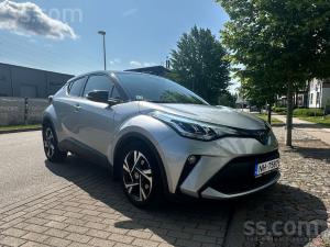 Toyota C-HR 2022 Rīga, ar dzinēja tilpumu 1.80 L un nobraukumu 52 tūkst. km par 21250 €, foto 3 vietnē AUTOMOTO.COM.LV