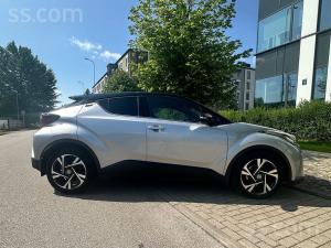 Toyota C-HR 2022 Rīga, ar dzinēja tilpumu 1.80 L un nobraukumu 52 tūkst. km par 21250 €, foto 4 vietnē AUTOMOTO.COM.LV