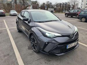 Toyota C-HR 2022 in Vilnius, with an engine capacity of 1.99 L and mileage of 110 thousand km for 24242 €, photo 4 on AUTOMOTO.COM.LV