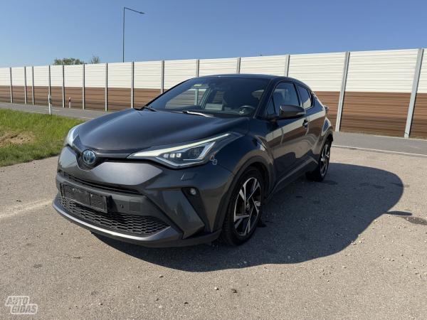 Toyota C-HR 2022 Kauņa, ar dzinēja tilpumu 1.80 L un nobraukumu 251 tūkst. km par 15300 €, foto  vietnē AUTOMOTO.COM.LV