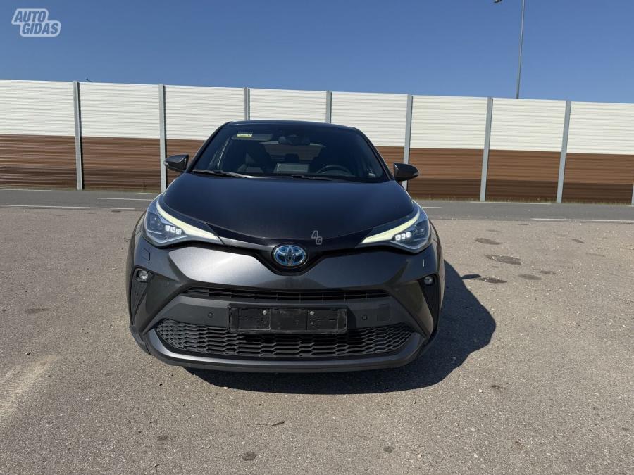 Тойота C-HR 2022 в Каунас, объемом двигателя 1.80 л и пробегом 251 тыс. км за 15300 €, фото 3 на AUTOMOTO.COM.LV