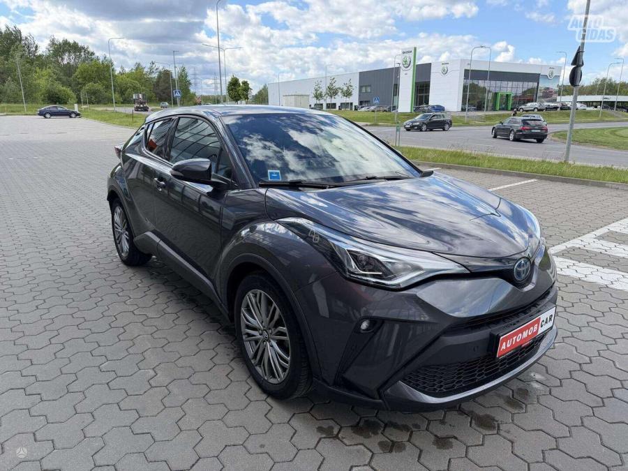 Тойота C-HR 2022 в Вильнюс, объемом двигателя 1.80 л и пробегом 123 тыс. км за 19950 €, фото 4 на AUTOMOTO.COM.LV