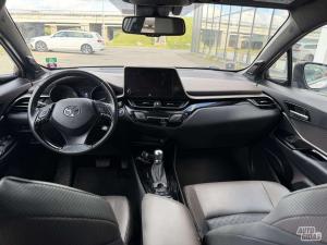 Тойота C-HR 2022 в Вильнюс, объемом двигателя 1.80 л и пробегом 123 тыс. км за 19950 €, фото 12 на AUTOMOTO.COM.LV