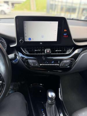Тойота C-HR 2022 в Вильнюс, объемом двигателя 1.80 л и пробегом 123 тыс. км за 19950 €, фото 26 на AUTOMOTO.COM.LV