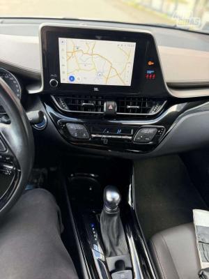 Тойота C-HR 2022 в Вильнюс, объемом двигателя 1.80 л и пробегом 123 тыс. км за 19950 €, фото 27 на AUTOMOTO.COM.LV