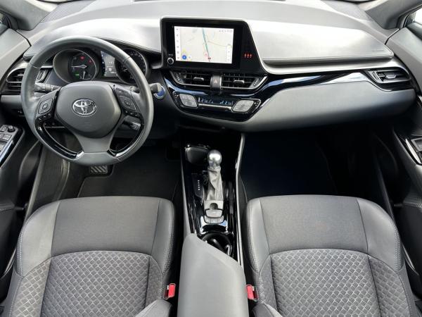 Тойота C-HR 2022 в Вильнюс, объемом двигателя 1.80 л и пробегом 18 тыс. км за 24250 €, фото 3 на AUTOMOTO.COM.LV