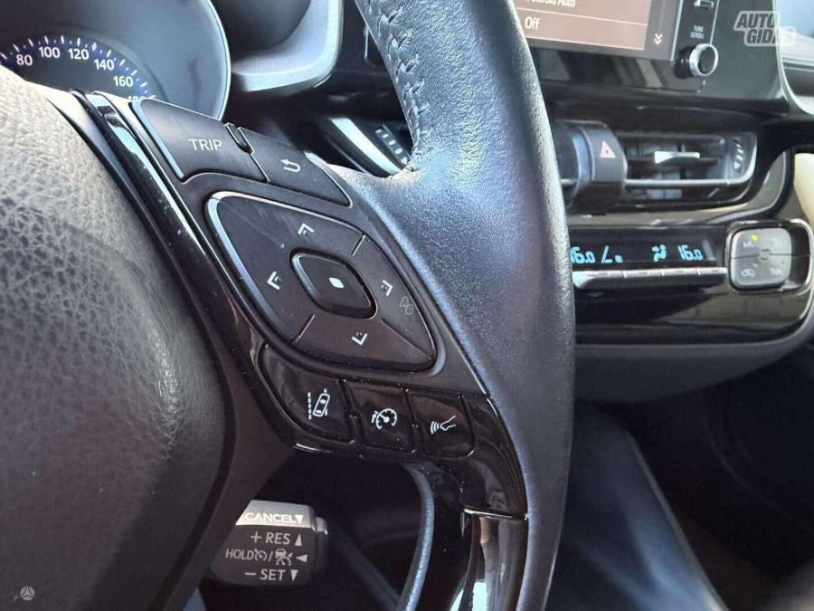 Toyota C-HR 2022 Viļņa, ar dzinēja tilpumu 1.80 L un nobraukumu 46 tūkst. km par 21950 €, foto 29 vietnē AUTOMOTO.COM.LV