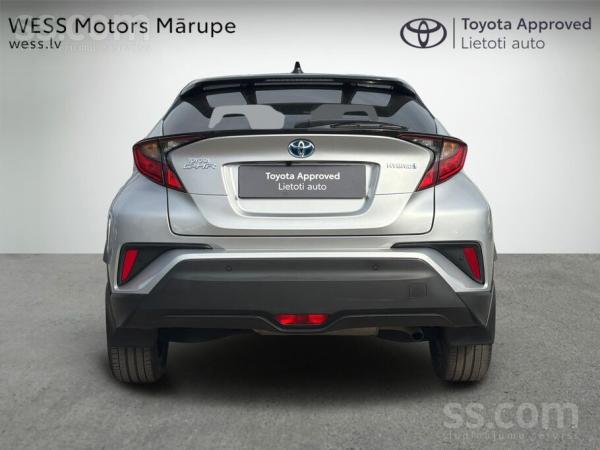 Toyota C-HR 2022 Rīga, ar dzinēja tilpumu 1.80 L un nobraukumu 63 tūkst. km par 23590 €, foto 4 vietnē AUTOMOTO.COM.LV