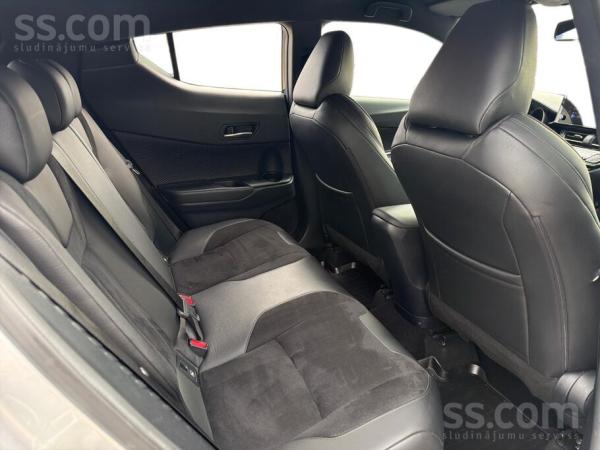 Toyota C-HR 2022 Rīga, ar dzinēja tilpumu 1.80 L un nobraukumu 63 tūkst. km par 23590 €, foto 7 vietnē AUTOMOTO.COM.LV