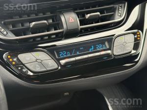 Тойота C-HR 2022 в Рига, объемом двигателя 1.80 л и пробегом 63 тыс. км за 23590 €, фото 28 на AUTOMOTO.COM.LV