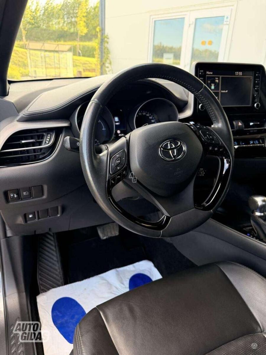 Тойота C-HR 2022 в Вильнюс, объемом двигателя 1.80 л и пробегом 46 тыс. км за 21950 €, фото 13 на AUTOMOTO.COM.LV