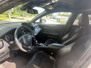 Toyota C-HR 2022 Rīga, ar dzinēja tilpumu 1.80 L un nobraukumu 61 tūkst. km par 20500 €, foto 17 vietnē AUTOMOTO.COM.LV