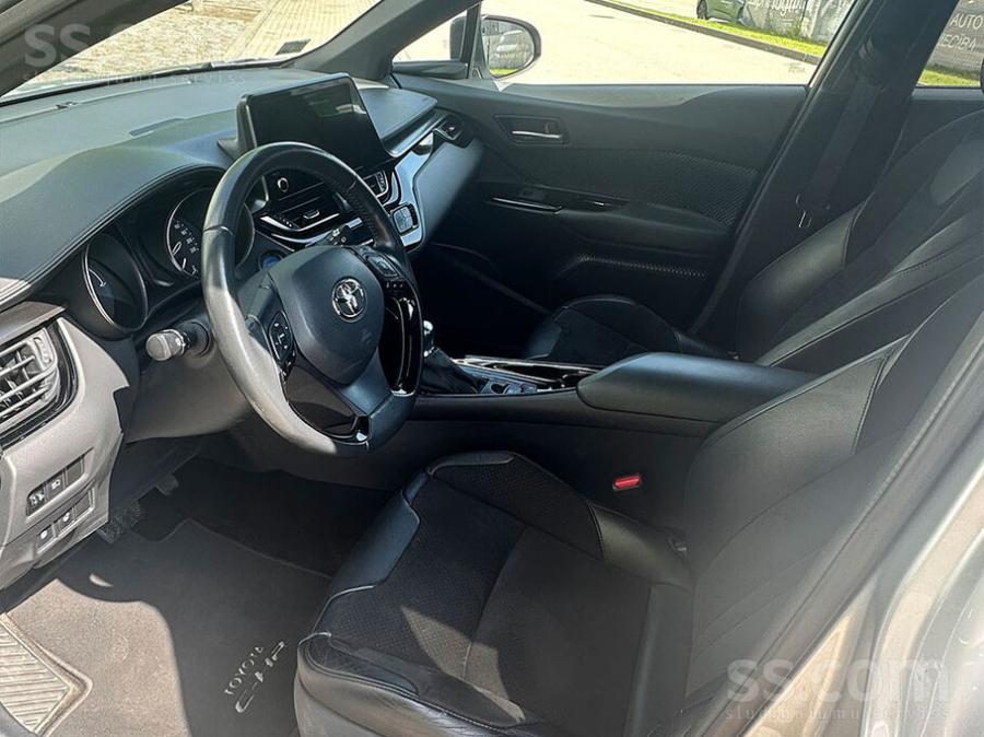 Toyota C-HR 2022 Rīga, ar dzinēja tilpumu 1.80 L un nobraukumu 61 tūkst. km par 20500 €, foto 18 vietnē AUTOMOTO.COM.LV