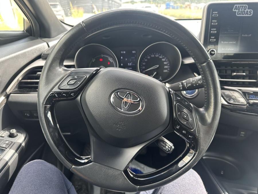 Тойота C-HR 2022 в Вильнюс, объемом двигателя 1.80 л и пробегом 168 тыс. км за 18650 €, фото 29 на AUTOMOTO.COM.LV