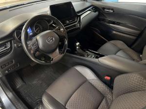 Toyota C-HR 2022 in Vilnius, with an engine capacity of 1.80 L and mileage of 79 thousand km for 23500 €, photo 9 on AUTOMOTO.COM.LV