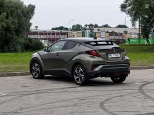 Тойота C-HR 2022 в Рига, объемом двигателя 1.80 л и пробегом 62 тыс. км за 20750 €, фото 5 на AUTOMOTO.COM.LV