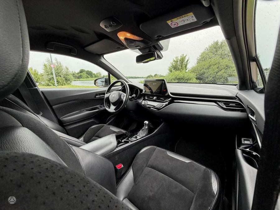 Тойота C-HR 2022 в Рига, объемом двигателя 1.80 л и пробегом 62 тыс. км за 20750 €, фото 9 на AUTOMOTO.COM.LV