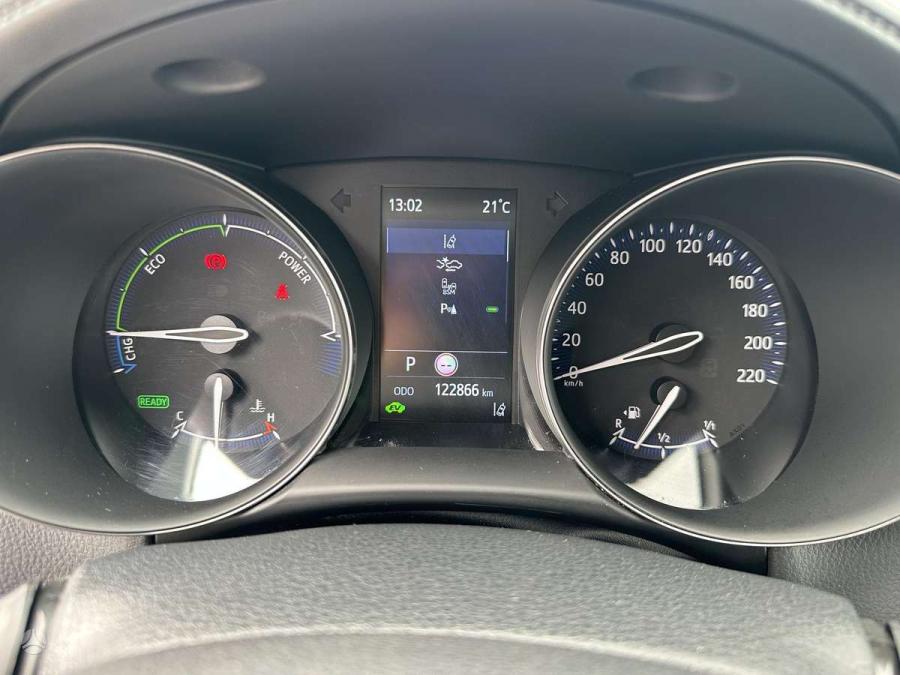 Toyota C-HR 2022 in Kaunas, with an engine capacity of 2.00 L and mileage of 123 thousand km for 24271 €, photo 17 on AUTOMOTO.COM.LV