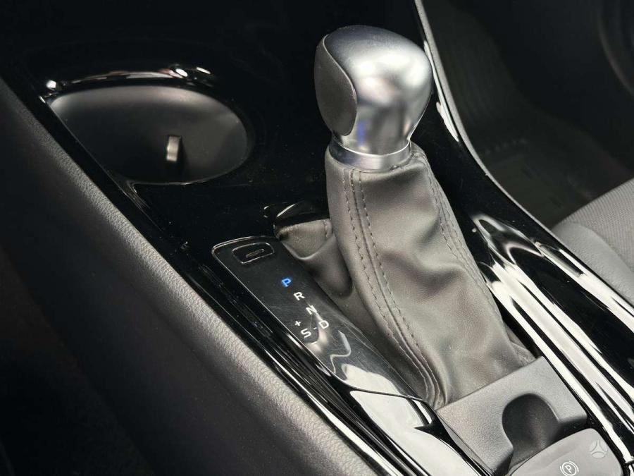 Toyota C-HR 2022 in Kaunas, with an engine capacity of 2.00 L and mileage of 123 thousand km for 24271 €, photo 25 on AUTOMOTO.COM.LV