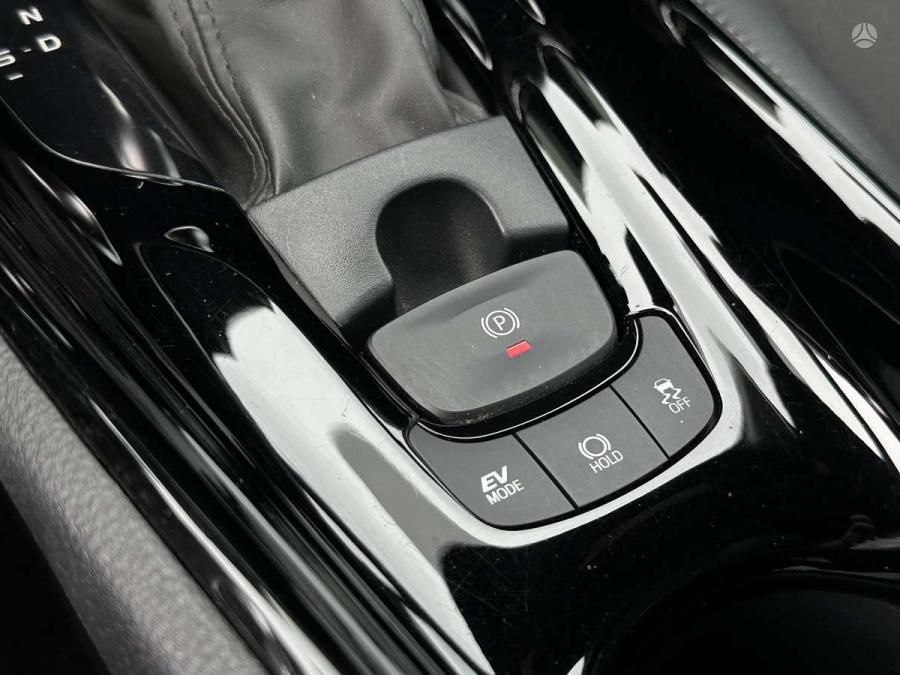 Toyota C-HR 2022 in Kaunas, with an engine capacity of 2.00 L and mileage of 123 thousand km for 24271 €, photo 26 on AUTOMOTO.COM.LV