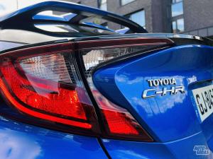 Тойота C-HR 2022 в Каунас, объемом двигателя 1.80 л и пробегом 82 тыс. км за 20800 €, фото 13 на AUTOMOTO.COM.LV