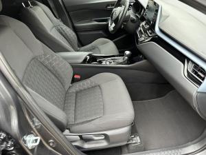Toyota C-HR 2022 Viļņa, ar dzinēja tilpumu 1.80 L un nobraukumu 169 tūkst. km par 19750 €, foto 5 vietnē AUTOMOTO.COM.LV
