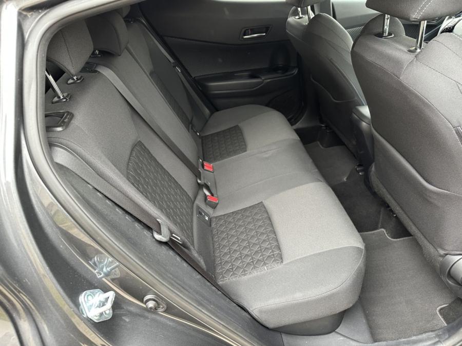 Toyota C-HR 2022 Viļņa, ar dzinēja tilpumu 1.80 L un nobraukumu 169 tūkst. km par 19750 €, foto 6 vietnē AUTOMOTO.COM.LV