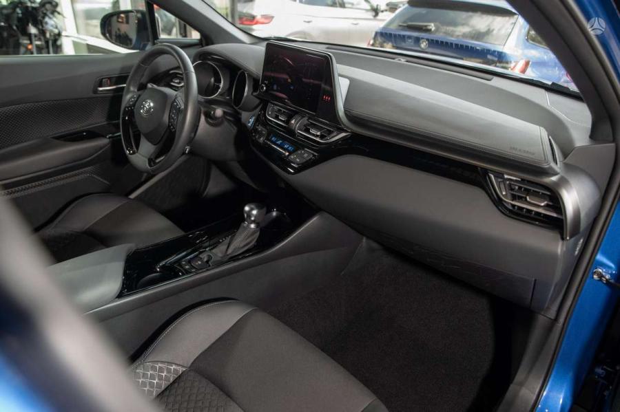 Тойота C-HR 2022 в Каунас, объемом двигателя 1.80 л и пробегом 38 тыс. км за 24771 €, фото 13 на AUTOMOTO.COM.LV