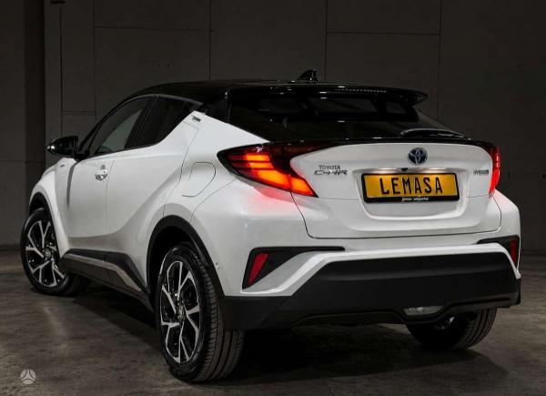 Тойота C-HR 2022 в Клайпеда на AUTOMOTO.COM.LV Тойота C-HR 2022 в Клайпеда, объемом двигателя 0.00 л и пробегом 177 тыс. км за 19999 €, фото 3 на AUTOMOTO.COM.LV