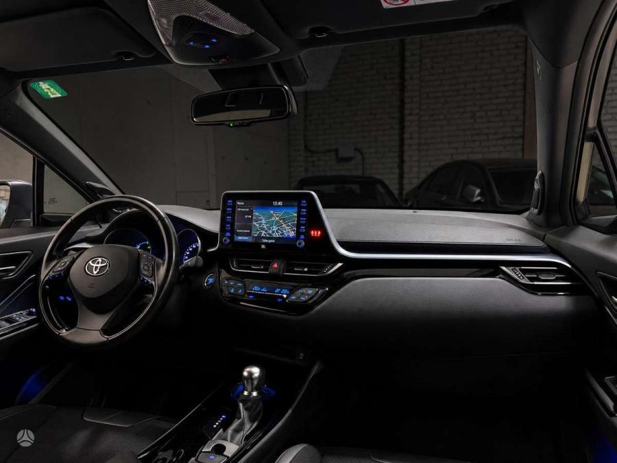 Toyota C-HR 2022 Klaipėda, ar dzinēja tilpumu 0.00 L un nobraukumu 177 tūkst. km par 19999 €, foto 5 vietnē AUTOMOTO.COM.LV