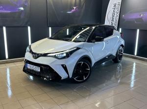 Toyota C-HR 2023 in Vilnius, with an engine capacity of 2.00 L and mileage of 65 thousand km for 25550 €, photo  on AUTOMOTO.COM.LV