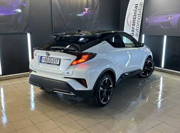 Toyota C-HR 2023 in Vilnius, with an engine capacity of 2.00 L and mileage of 65 thousand km for 25550 €, photo 2 on AUTOMOTO.COM.LV