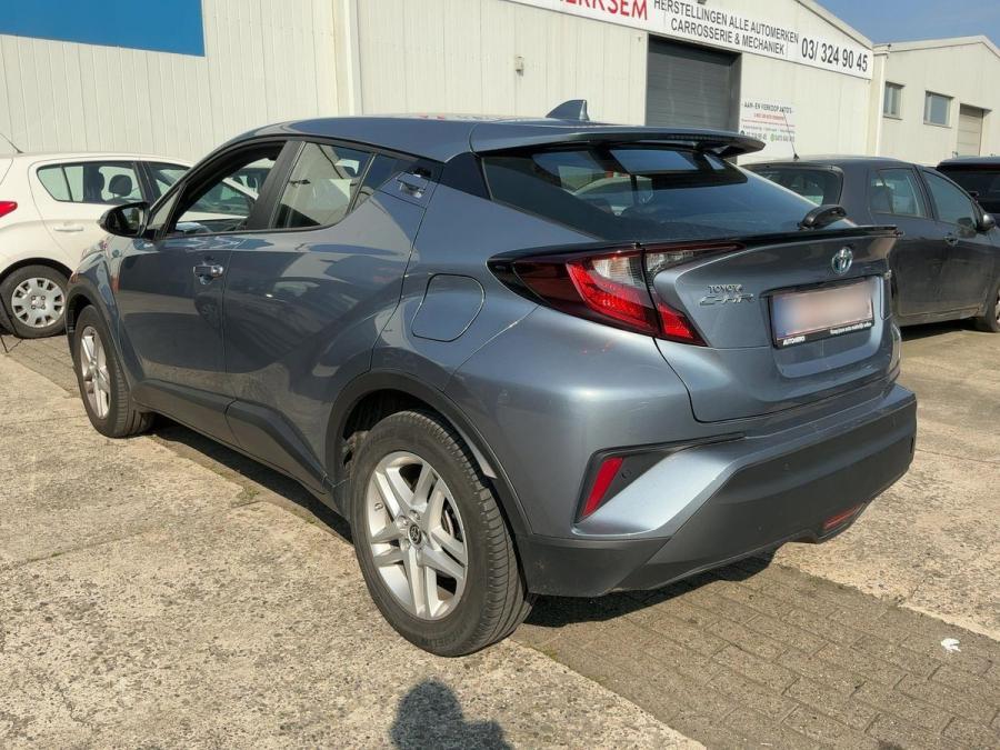 Тойота C-HR 2023 в Каунас, объемом двигателя 1.80 л и пробегом 32 тыс. км за 21600 €, фото 4 на AUTOMOTO.COM.LV