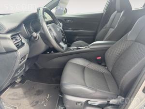 Toyota C-HR 2023 in Riga, with an engine capacity of 1.80 L and mileage of 52 thousand km for 22900 €, photo 12 on AUTOMOTO.COM.LV