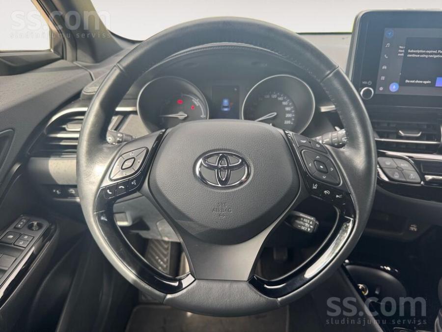 Toyota C-HR 2023 in Riga, with an engine capacity of 1.80 L and mileage of 52 thousand km for 22900 €, photo 13 on AUTOMOTO.COM.LV