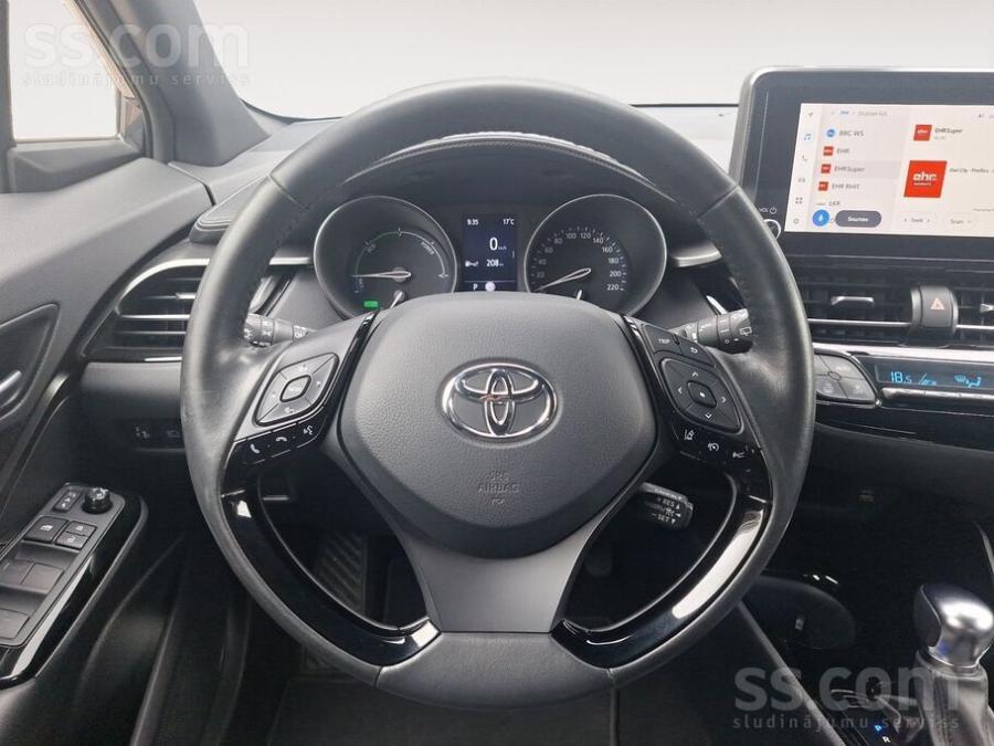 Toyota C-HR 2023 Rīga, ar dzinēja tilpumu 1.80 L un nobraukumu 47 tūkst. km par 22900 €, foto 11 vietnē AUTOMOTO.COM.LV