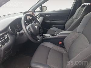 Toyota C-HR 2023 Rīga, ar dzinēja tilpumu 1.80 L un nobraukumu 47 tūkst. km par 22900 €, foto 12 vietnē AUTOMOTO.COM.LV