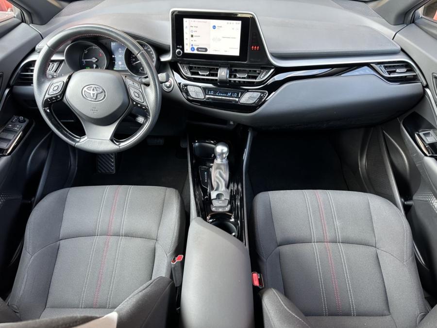 Toyota C-HR 2023 Viļņa, ar dzinēja tilpumu 1.80 L un nobraukumu 81 tūkst. km par 24250 €, foto 4 vietnē AUTOMOTO.COM.LV