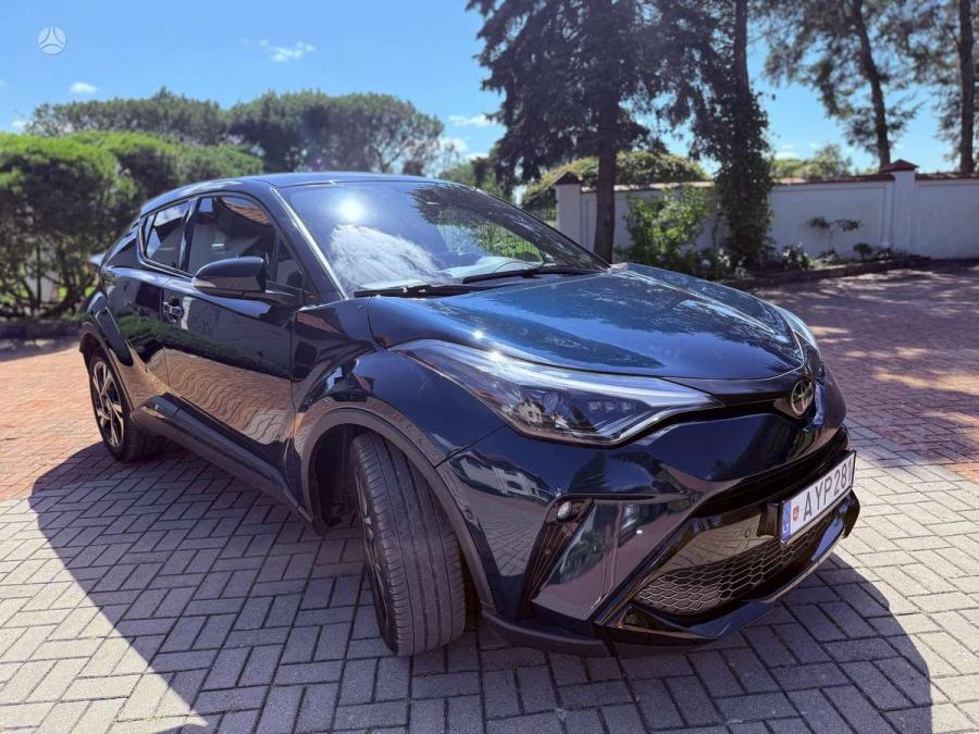 Тойота C-HR 2023 в Алитус, объемом двигателя 1.99 л и пробегом 33 тыс. км за 23500 €, фото 7 на AUTOMOTO.COM.LV