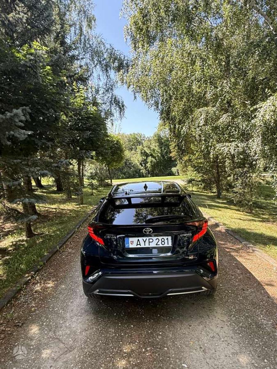 Тойота C-HR 2023 в Алитус, объемом двигателя 1.99 л и пробегом 33 тыс. км за 23500 €, фото 23 на AUTOMOTO.COM.LV