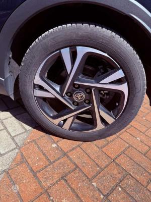 Тойота C-HR 2023 в Алитус, объемом двигателя 1.99 л и пробегом 33 тыс. км за 23500 €, фото 29 на AUTOMOTO.COM.LV