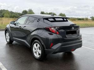 Тойота C-HR 2023 в Каунас, объемом двигателя 1.80 л и пробегом 300 тыс. км за 13600 €, фото  на AUTOMOTO.COM.LV