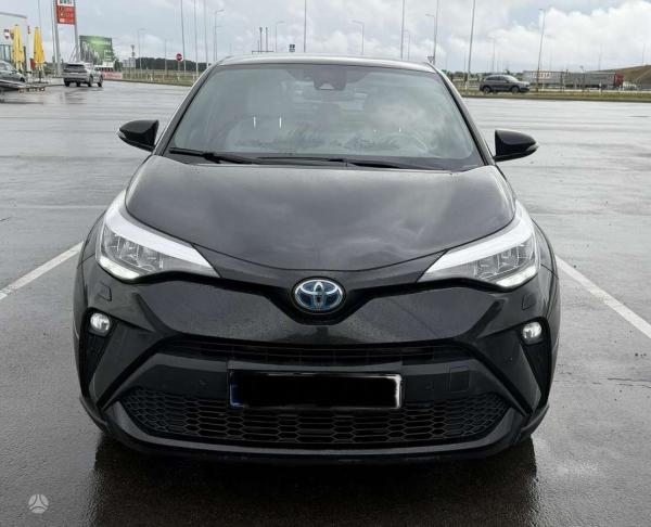 Toyota C-HR 2023 Kauņa, ar dzinēja tilpumu 1.80 L un nobraukumu 300 tūkst. km par 13600 €, foto 4 vietnē AUTOMOTO.COM.LV